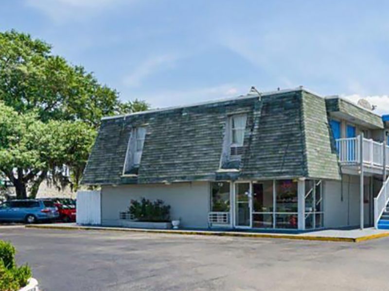 Red Carpet Inn | VisitNC.com